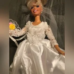 Laiko | Toys | 5 Vintage 1993 Laiko International Blonde Bride Wedding ...